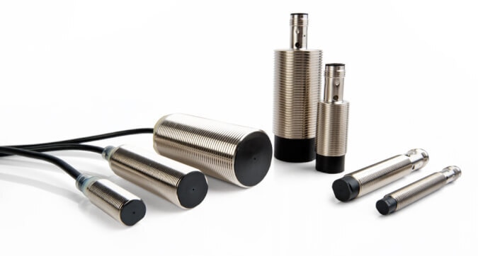 OMRON E2B PROXIMITY SENSOR | Power Tech System in Ahmedabad, India